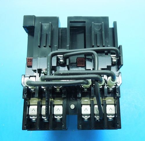 MSO-KR11 9A AC200V 4a2b 可逆電磁開閉器 三菱電機 未使用品 / FA機器・制御機器の買取、販売はワイデンへ